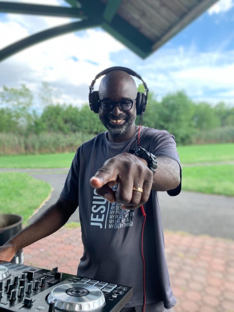 Gallery & Media - DJ Vic 2 Quick